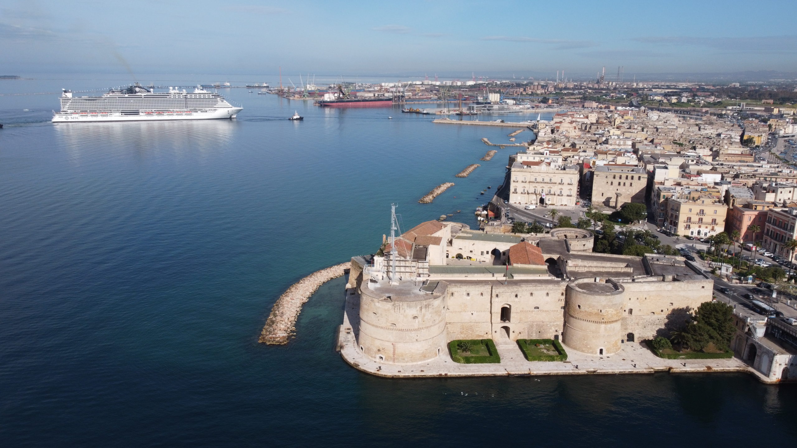 MedCruise | Port of Taranto welcomes its first cruise ship